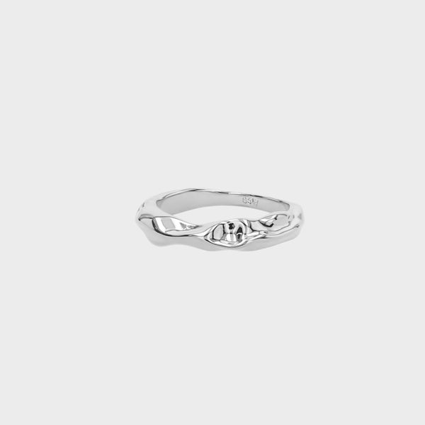 Simple Poimu Ring